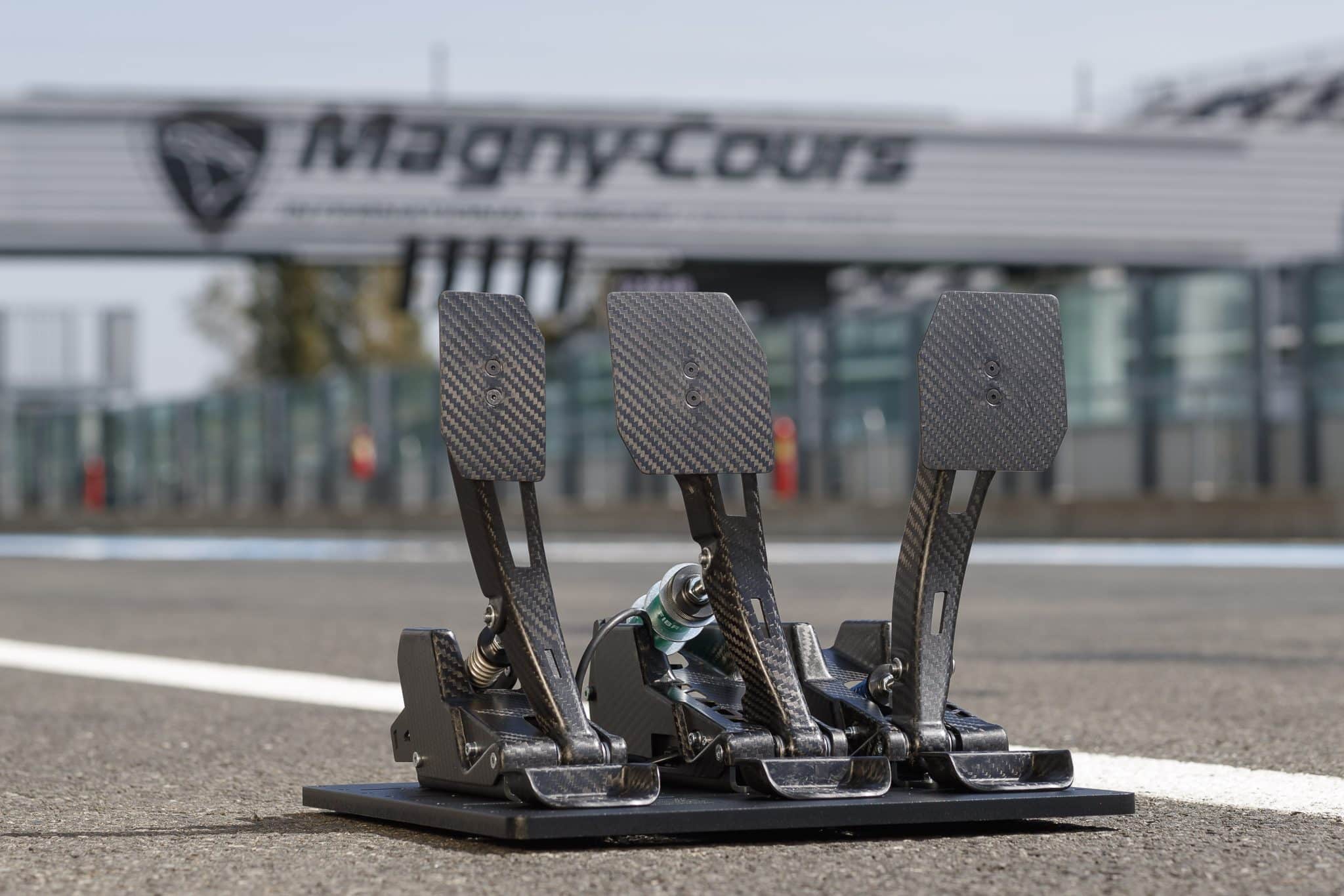 Venym : Le simracing français à l'honneur, le point sur la gamme