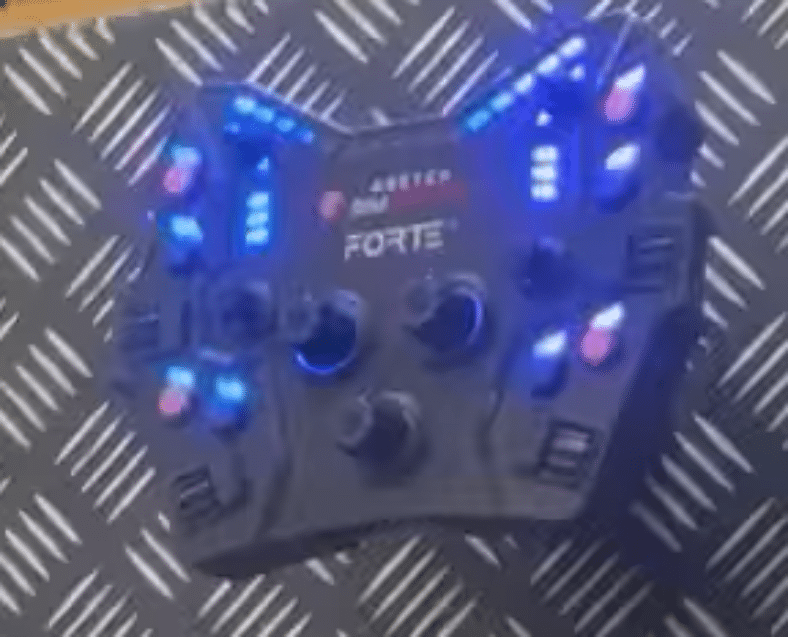 Découverte des 2 modules Hub Asetek + 6 roues de volant